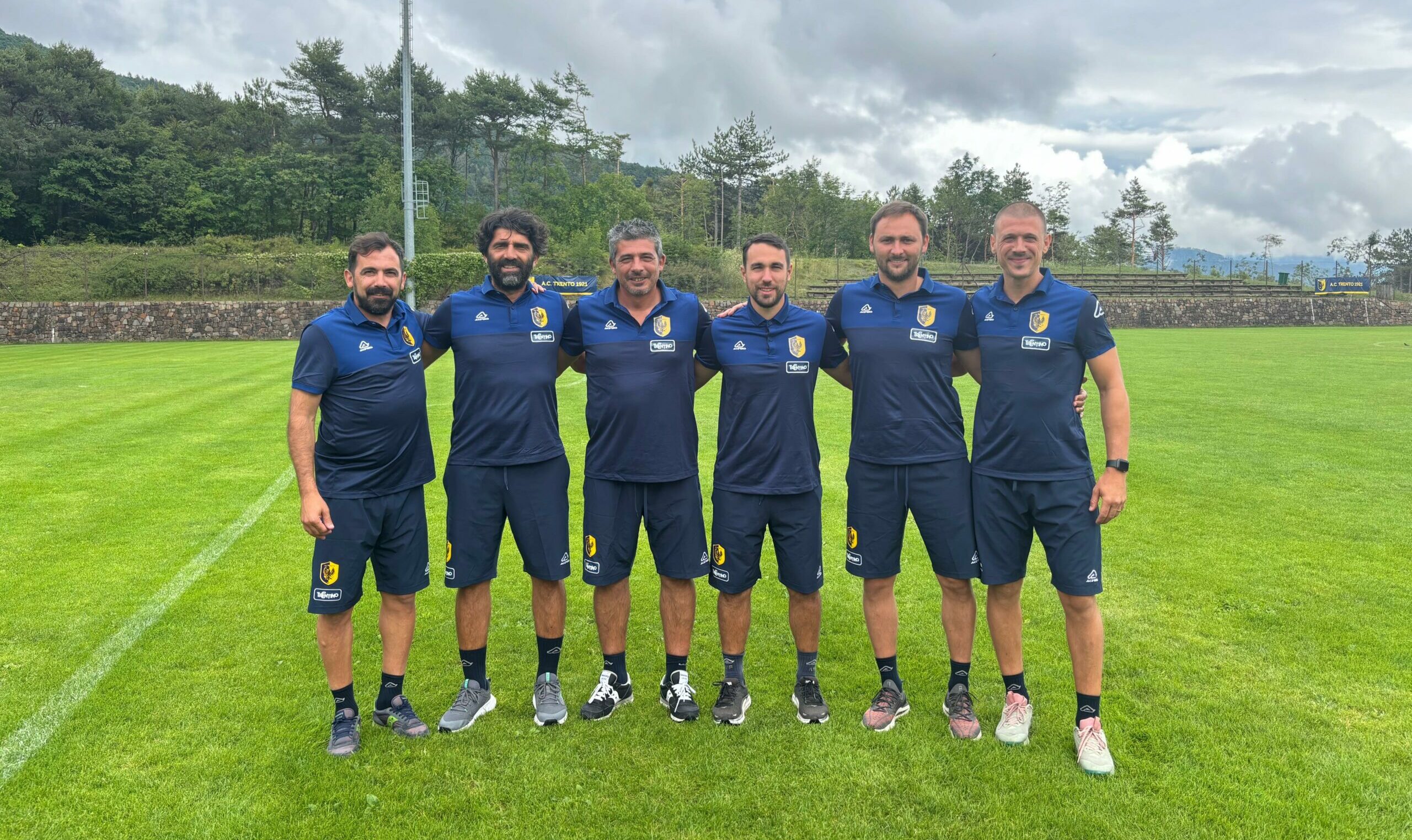 LO STAFF TECNICO DELLA PRIMA SQUADRA PER LA STAGIONE 2025/2026 - AC ...
